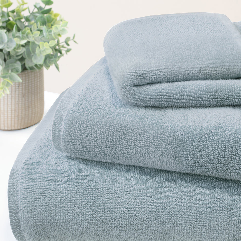 Plush Coastal Blue Washcloth – Crane & Canopy